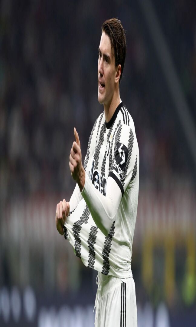 Juve Ora Vlahovic Può Partire Il Sondaggio Del Bayern Monaco E L