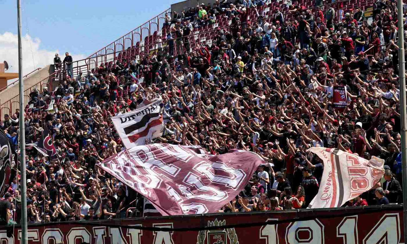 Reggina Acireale Sospesa Al 45 Gara Interrotta Per Un Malore All