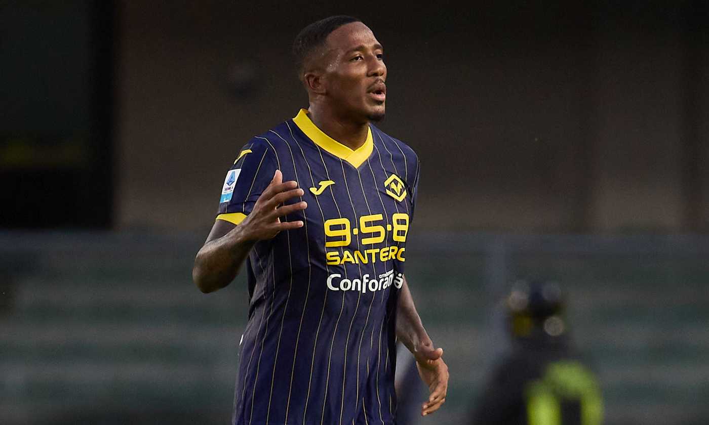 Chi è Daniel Mosquera, l'attaccante del Verona che ha fatto doppietta al Napoli | Serie A ...